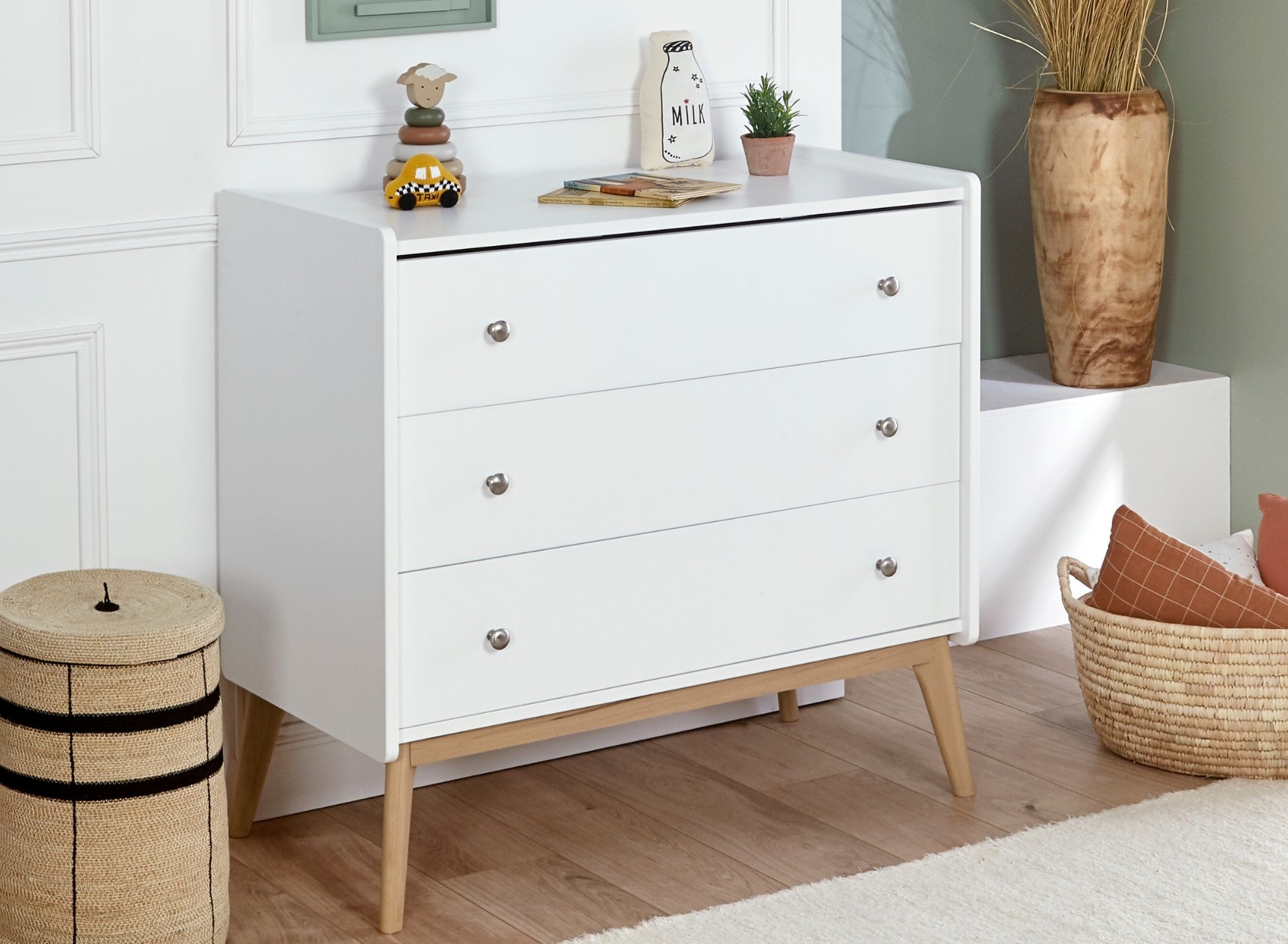 Commode 3 tiroirs VOLT : la commode design en bois massif Français